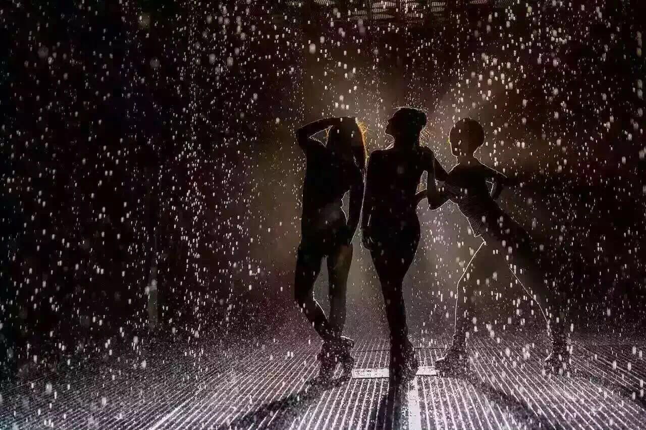 雨屋展览,雨屋_大山谷图库